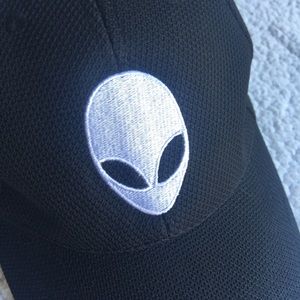Alienware | Accessories | Alienware Black Hat Alien Logo Graphic Fitted ...